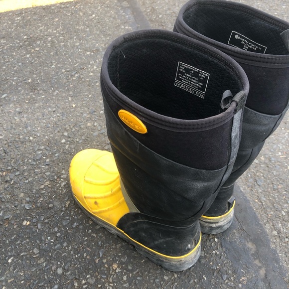 Bogs | Shoes | Bogs Journeyman 524260 Mens Black Yellow Rubbernylon ...